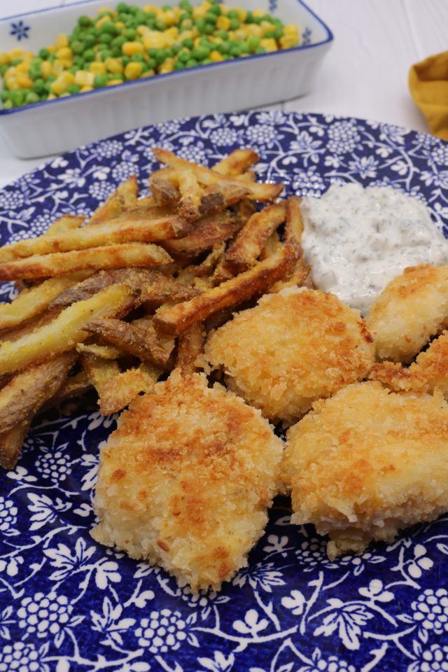 Panko Cod Cheeks with Skinny Oven Chips - Felly Bull