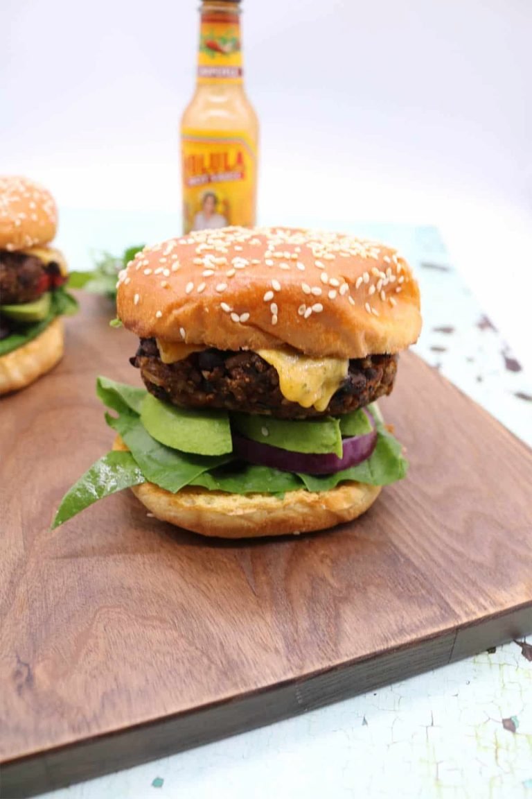 Chilli Bean Burgers - Felly Bull