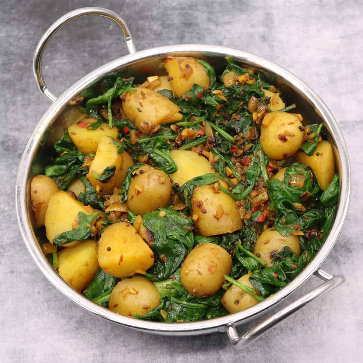 Saag Aloo - Felly Bull