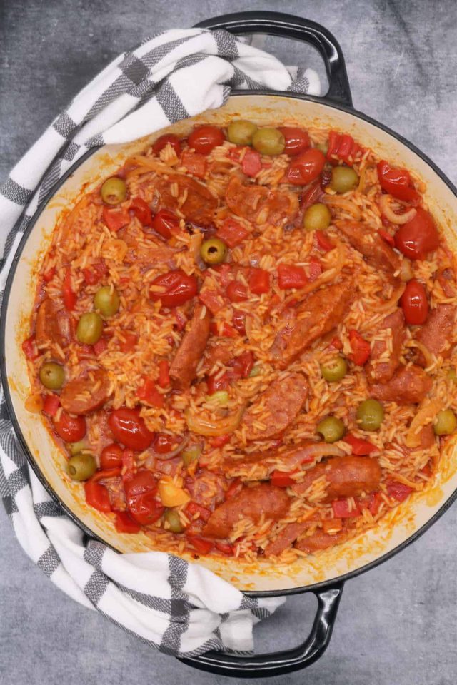 Tomato and Chorizo Rice - Felly Bull