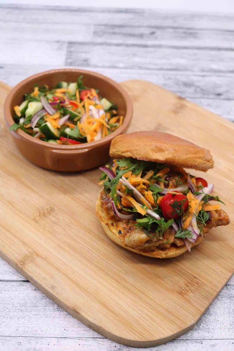 Satay Chicken Burgers with Crunchy Slaw - Felly Bull