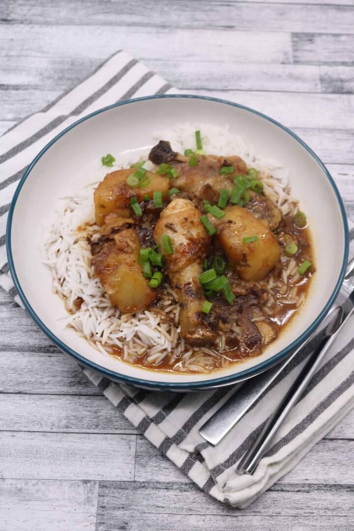 Chinese Chicken and Potato Stew - Felly Bull