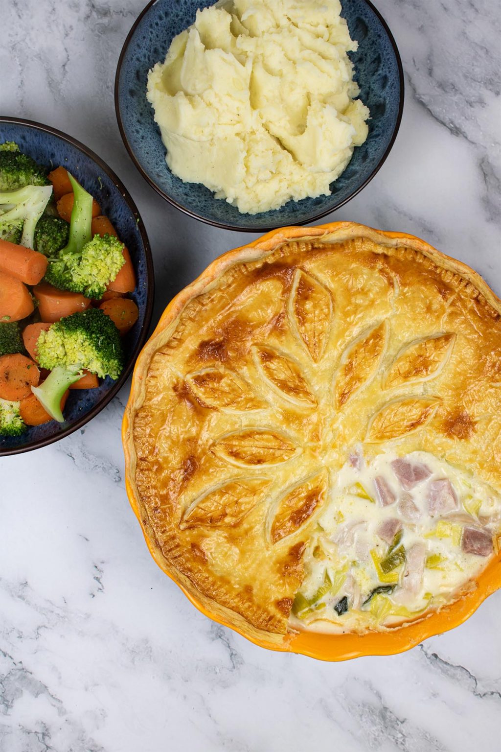 Creamy Chicken, Gammon and Leek Pie - Felly Bull