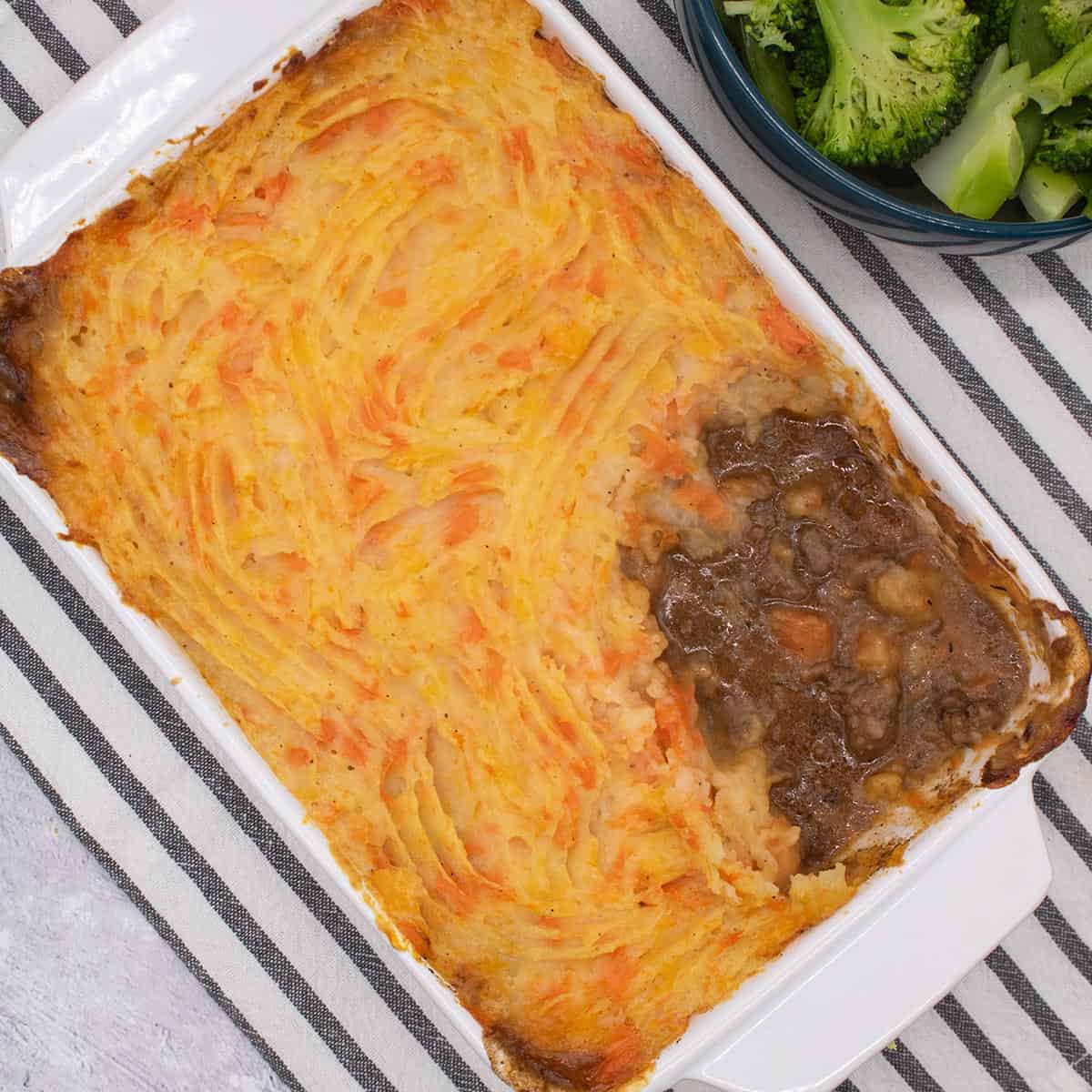 Venison Mince Pie with Root Veg Mash - Felly Bull