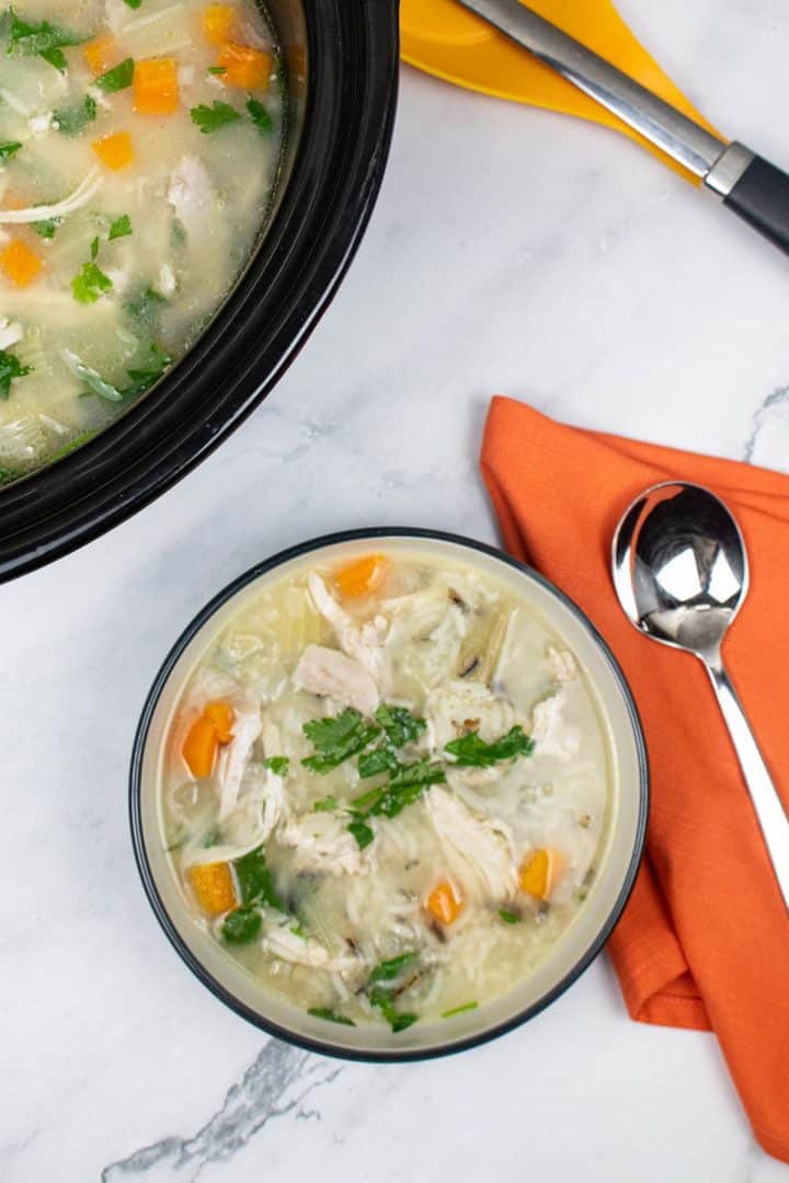 Slow Cooker Chicken, Basmati and Wild Rice Soup - Felly Bull