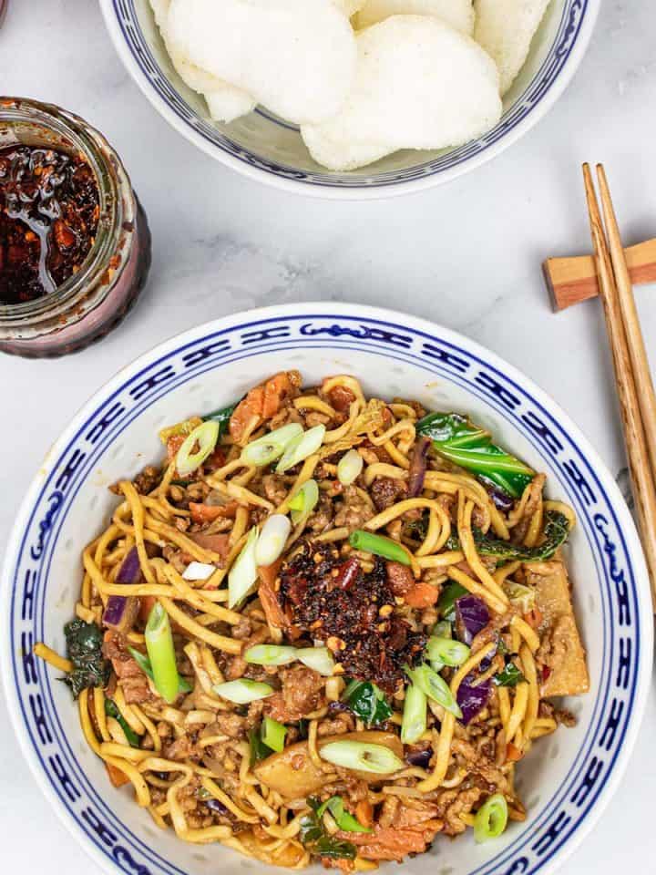 Shanghai-Style Braised Pork Belly - Felly Bull