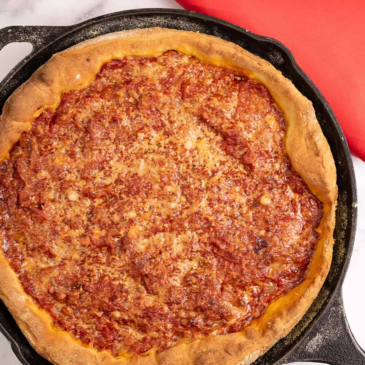 Chicago Deep Pan Pizza - Felly Bull