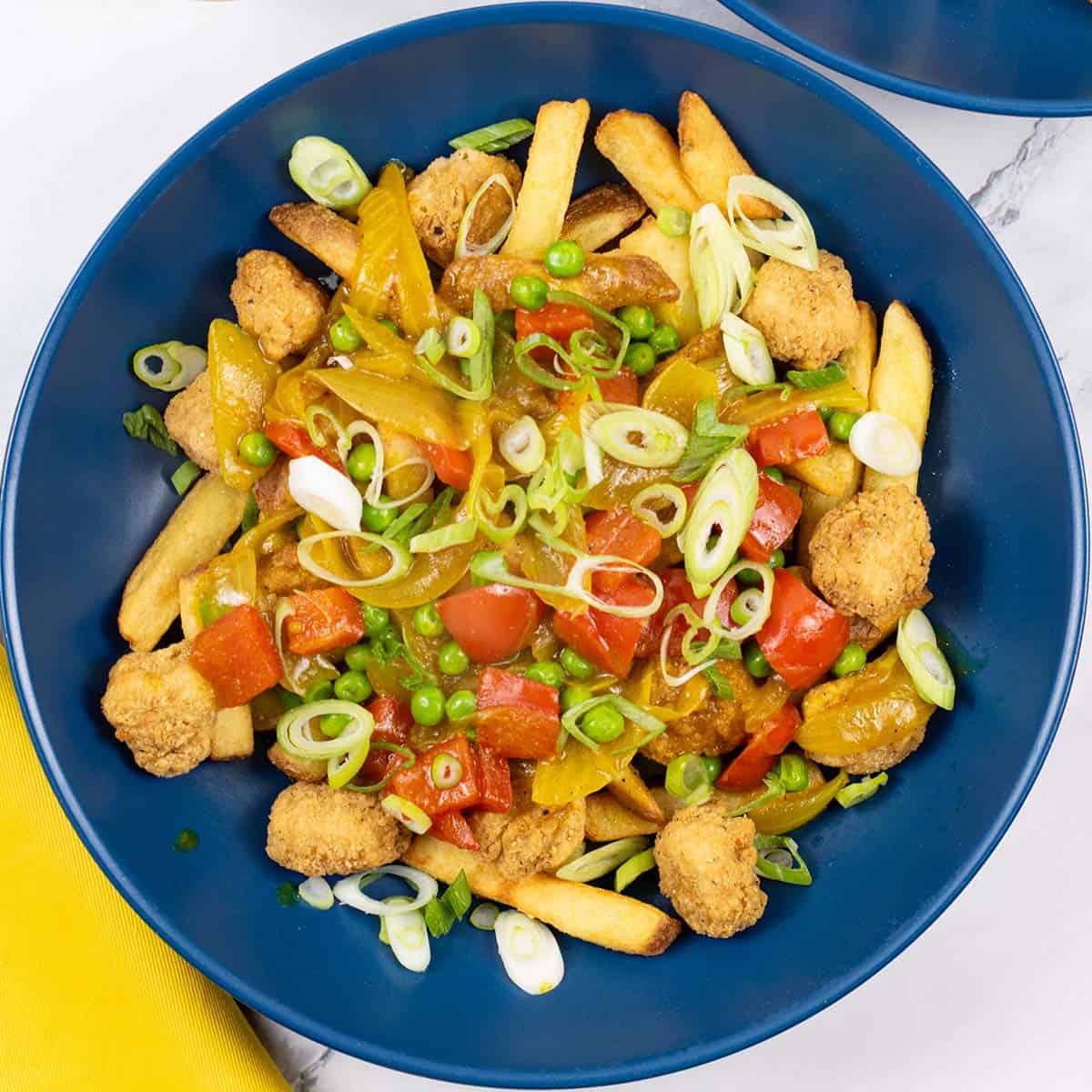Crispy Chicken Curry Loaded Fries - Felly Bull